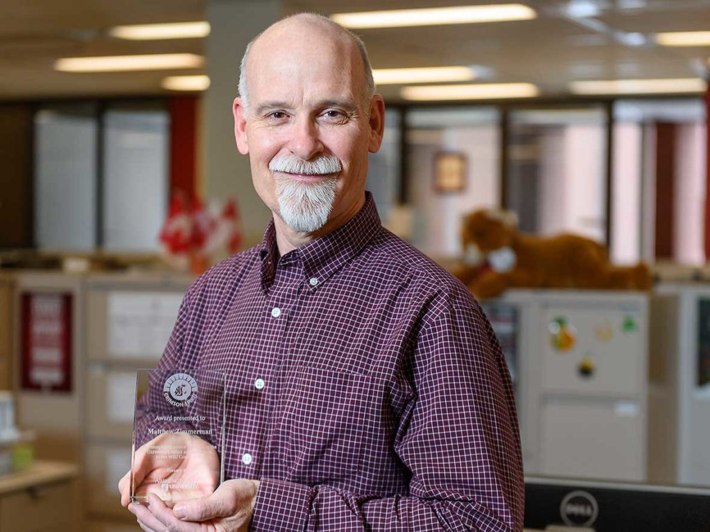 Matt Zimmerman receives Crimson Spirit Award – Human Resource Services ...
