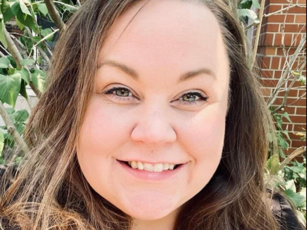 Gwen Miller receives 2021 Crimson Spirit Recognition – Human Resource ...