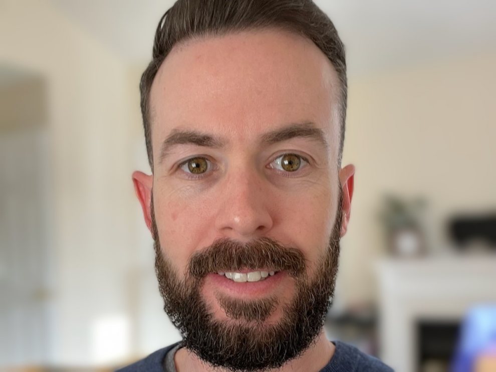 Lucas Sanchez receives 2022 Crimson Spirit Recognition – Human Resource Services, Washington ...